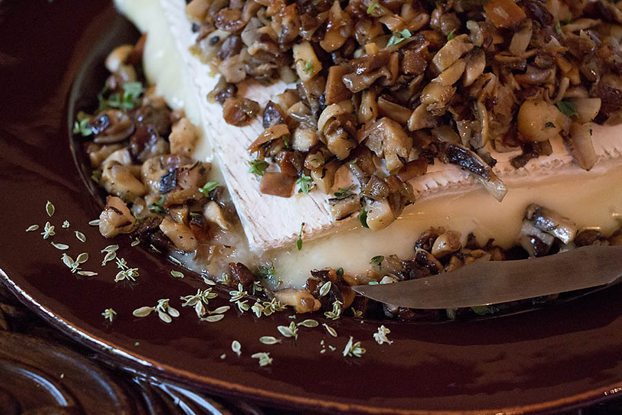 A Savory Baked Brie – the chef mimi blog